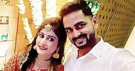 இளம்பெண்ணை சித்ரவதை செய்ததாக புகார் பல்லாவரம் திமுக எம்எல்ஏ மகன் மருமகள் மீது 4 பிரிவுகளின்