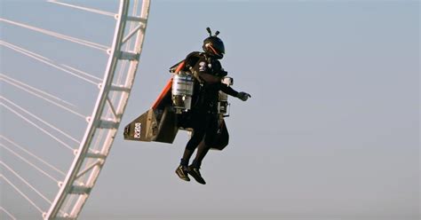 watch this wild high speed jetpack flight over dubai maxim