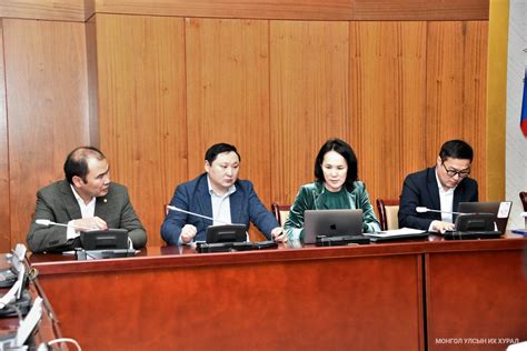 Зөвлөлдөх санал асуулгын хүрээнд болох Эрдэм шинжилгээний бага хурлын илтгэгч панелистууд