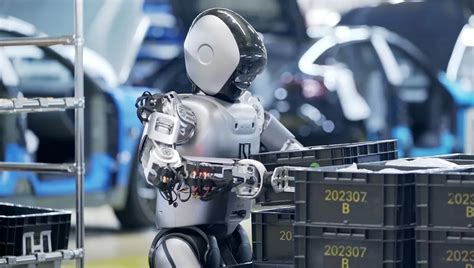 Zeekr Launches Pilot Of Humanoid Robot In Factory Operations