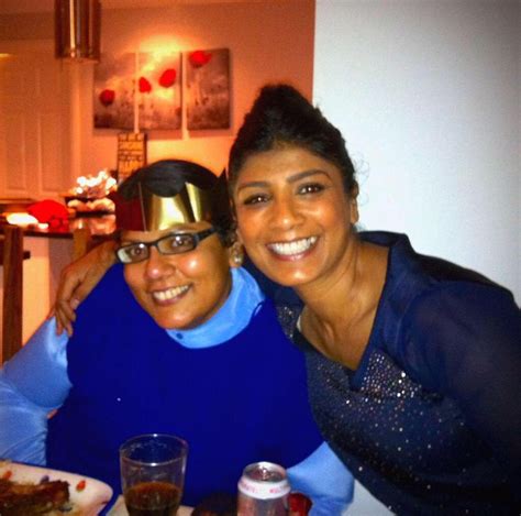 Anjula Devi On X Sisters Mens Sunglasses Carer