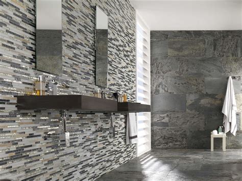 Mosaïque Artens: carreaux de verre et de bois, matériau sous l'arbre et ...