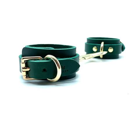 Cuffs Mona Green