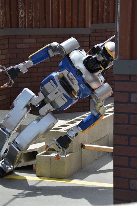 An Amusing Compilation Of Anthropomorphic Robots Falling Over At The