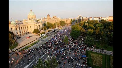 Clashes Erupt In Belgrade To Protest Mladic Arrest