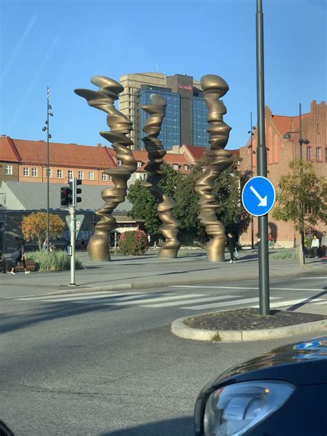 when you discover the displacement modifier r blender