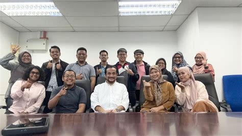 zaki zainudin on linkedin zakizainudin