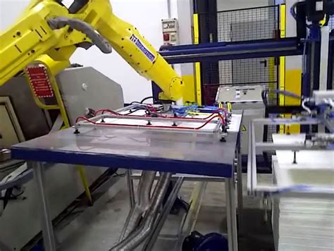 Machine Loading And Unloading Industrial Robotics It Robotics