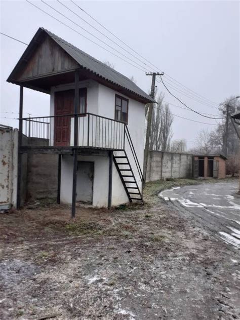 Комплекс будівель та споруд площею 3263 7 кв м земельна ділянка площею 0 6130 га КН