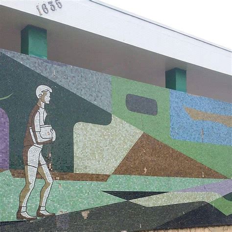 Colégio Lins De Vasconcellos Curitiba Pr