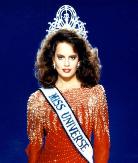 35 Años Del Miss Universo De Cecilia Bolocco Estas Son Las Fotos De