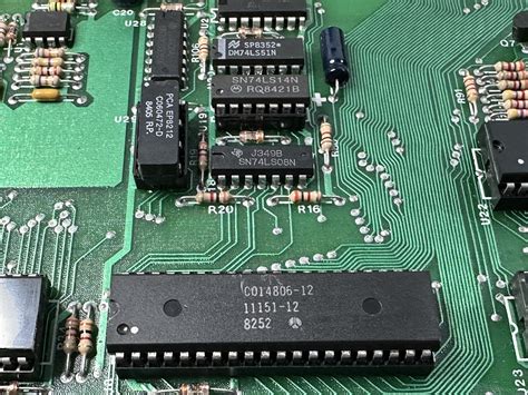 Diagnose And Repair A Faulty Non Maskable Interrupt Nmi Signal On An Atari 8 Bit Computer 1 2