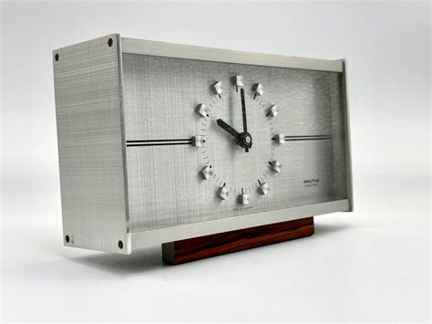 Mid Century Electric Desk Clock From Mauthe 1950s For Sale At Pamono