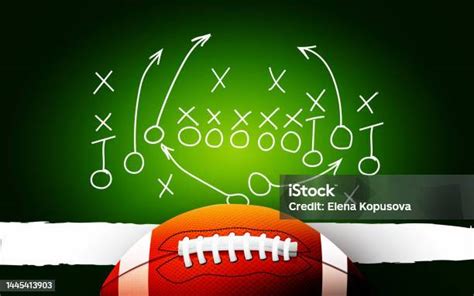 현실적인 스타일의 스포츠와 승리 개념 게임의 전술과 전략을 배경으로 미식 축구를하기위한 축구 공 놀기에 대한 스톡 벡터 아트 및