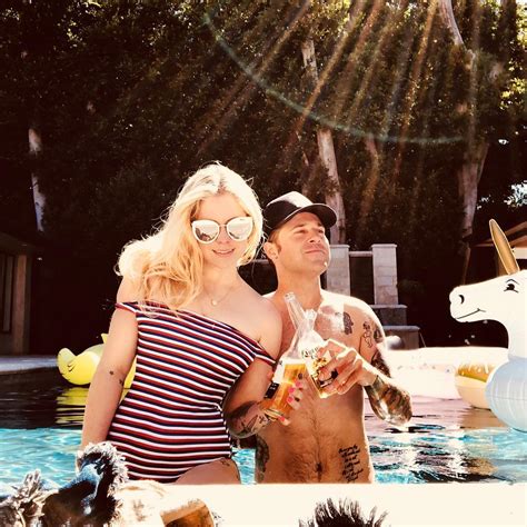 Avril Lavigne Drunkenstepfather Com