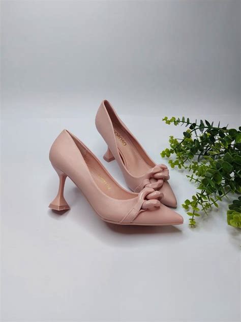 Туфлі жіночі — ціна 450 грн у каталозі Туфлі Купити жіночі речі за доступною ціною на Шафі