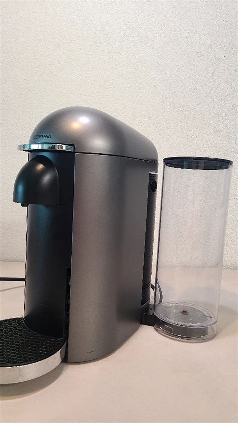 네스프레소 버츄오 플러스 캡슐커피머신 당근 중고거래