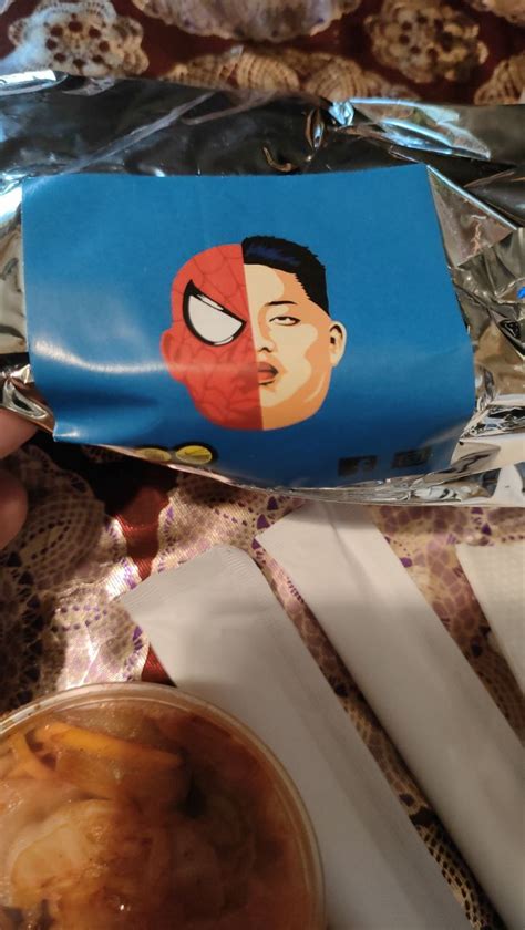 Не все герои носят плащи Человек паук Spider Man Дрюжелюбный сосед