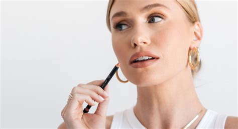 This Beauty Form Factor Long Wear Lip Liner