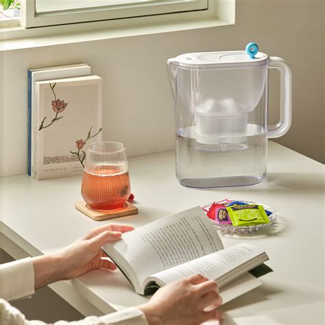 퓨리얼 Pureal 여유로운 오후🧡 깨끗하게 정수된 물로 만든 티 한잔 그리고 책 한권 이것이