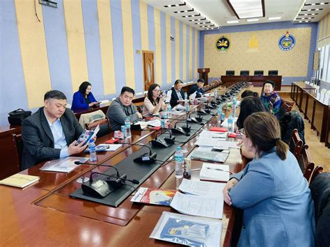 Увс аймгийн Хөдөлмөр халамжийн үйлчилгээний газар АЙМГИЙН ХӨДӨЛМӨР ЭРХЛЭЛТИЙН САЛБАР ЗӨВЛӨЛ