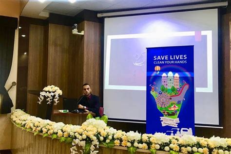 سمینار آموزشی کنترل عفونت خراسان گروه شرکت های دارویی زرستان