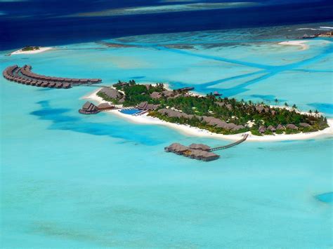 Anantara Dhigu Maldives Resort Wants To Teach You How To Surf Islands