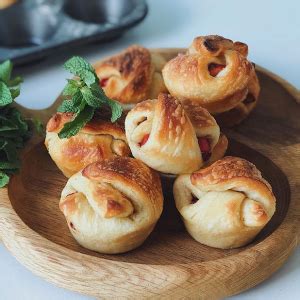 Пирожки с яблоком и брусникой | Самые вкусные кулинарные рецепты