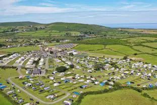 140 Top Caravan Parks With Entertainment In The Uk
