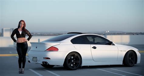 Bmw Girl Wallpapers Top Free Bmw Girl Backgrounds Wallpaperaccess