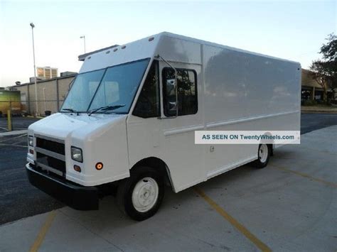 2003 Freightliner Fedex Step Van
