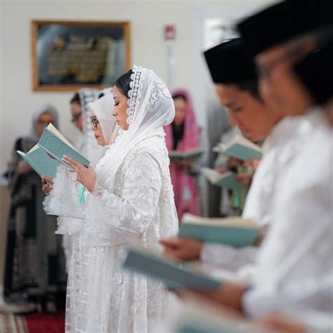 7 Potret Haru Acara Pengajian Jelang Pernikahan Atheera Putri Sandiaga Uno Foto 1