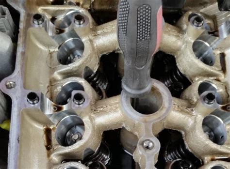 Replacing Valve Stem Seals Without Removing The Head – The Car Passion ...