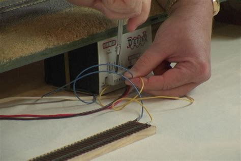 Wiring Model Railroad Academy
