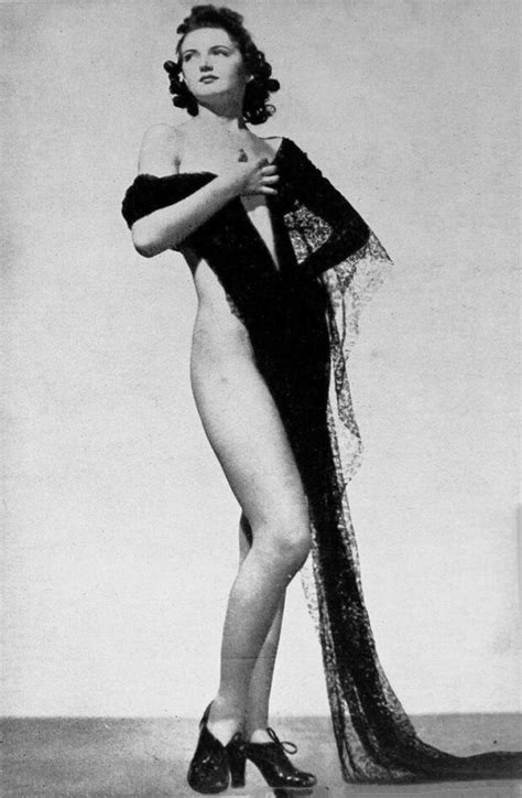 1930s Brunette Waw5114