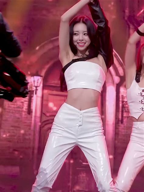 Yuna Itzy Fashion Itzy Pants Set