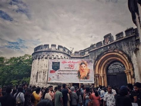 මහාචාර්ය සනත් නන්දසිරි මිලින වී ගිය තේජාන්විත හඬ පෞරුෂය Bbc News සිංහල