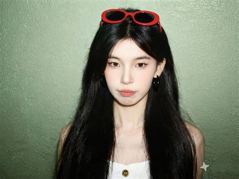 Dudu 0v0直播表演 Nudevista