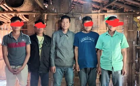 ဆမီးမြို့ရဲစခန်းမှ ရဲတပ်ဖွဲ့ဝင် ၄ ဦး လက်နက် အပြည့်အစုံဖြင့် Cdf ပလက်ဝ ထံ အလင်းဝင်ရောက