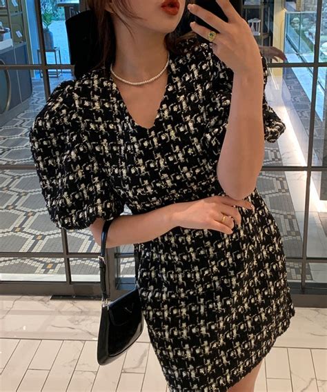 에이비글 하객룩 Premium 트위드 퍼프 브이넥 벌룬 원피스 H라인 미니스커트 파티 하객룩 Ops 봄원피스 봄트위드 트위드 봄하객룩