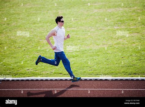 What Is A Professional Runner Called At John Turley Blog