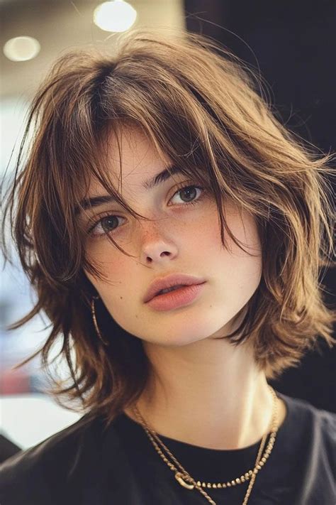 35 Effortless Chic Bob Hairstyles Warm Brown Tousled Shaggy Bob