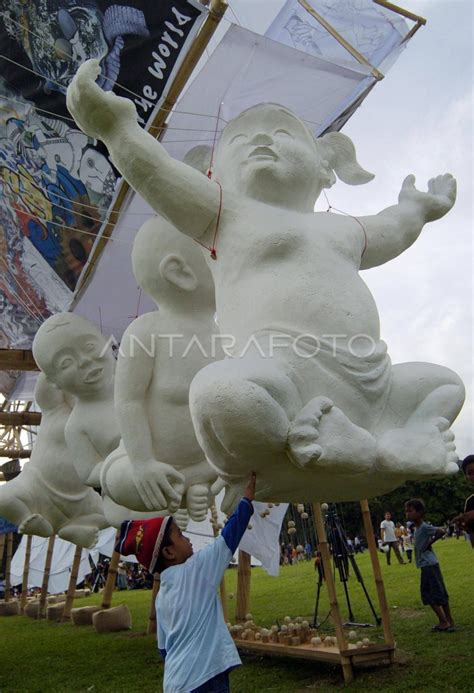 Seni Instalasi Antara Foto
