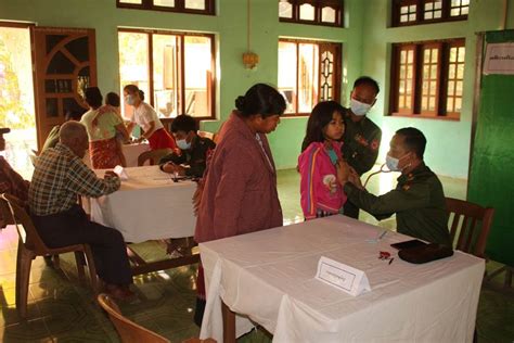 မှော်ဘီမြို့နယ်နှင့် မုံရွာမြို့နယ်တို့၌ သံဃာတော်များနှင့် ဒေသခံပြည်သူများအား ကျန်းမာရေး စောင့်ရ