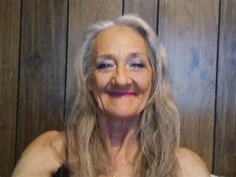 Inbox Silver Slut Inboxsilverslut Cam Model S Videos Recorded Shows Camsoda