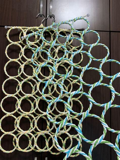 Hijab Hanger Women S Fashion Muslimah Fashion Hijabs On Carousell