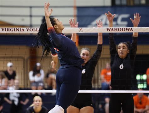 Photo Album Uva Volleyball Vs Wofford Virginia Cavaliers Official