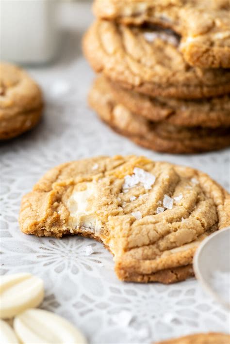 White Chocolate Chip Cookies With Spice