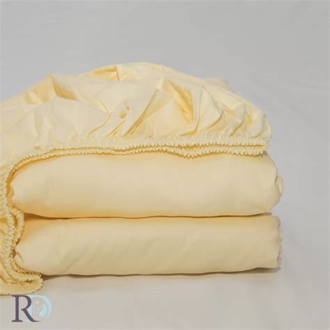 Cearceaf Cu Elastic 100 Bumbac Tesatura Satin Galben Roxyma Dream