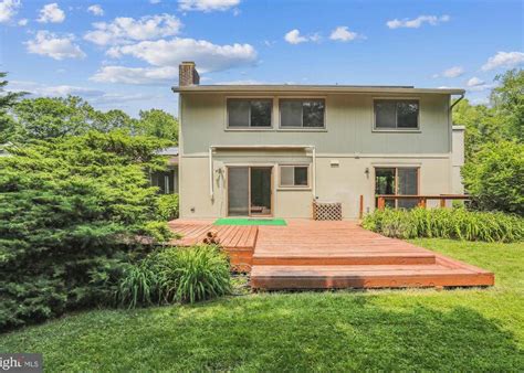 11628 Happy Choice Ln North Potomac Md 20878 Redfin